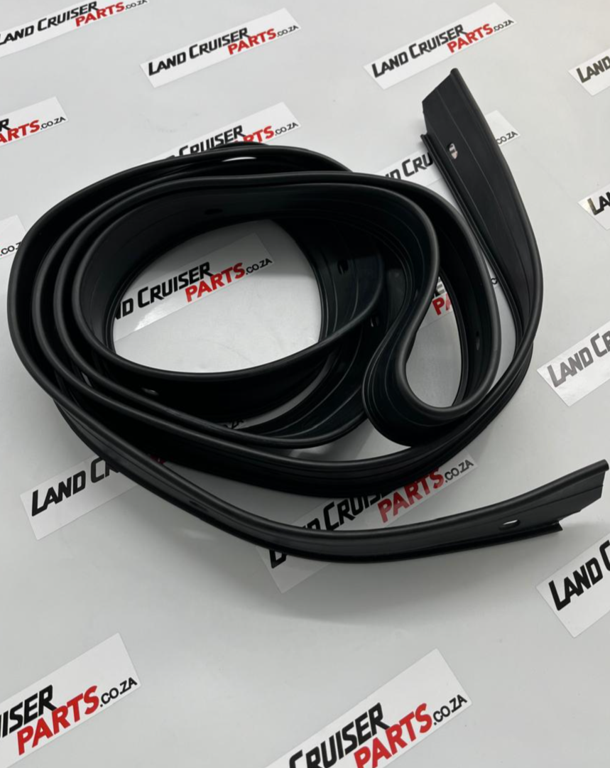 Toyota Land Cruiser FJ45 Roof Rubber Rear. – Land Cruiser Parts